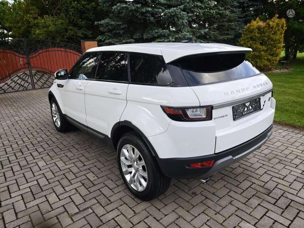 White Land Rover Range Rover Evoque 2017 in Siauliai, with an engine capacity of 2.00 L and mileage of 198 thousand km for 10750 €, photo 7 on AUTOMOTO.COM.LV