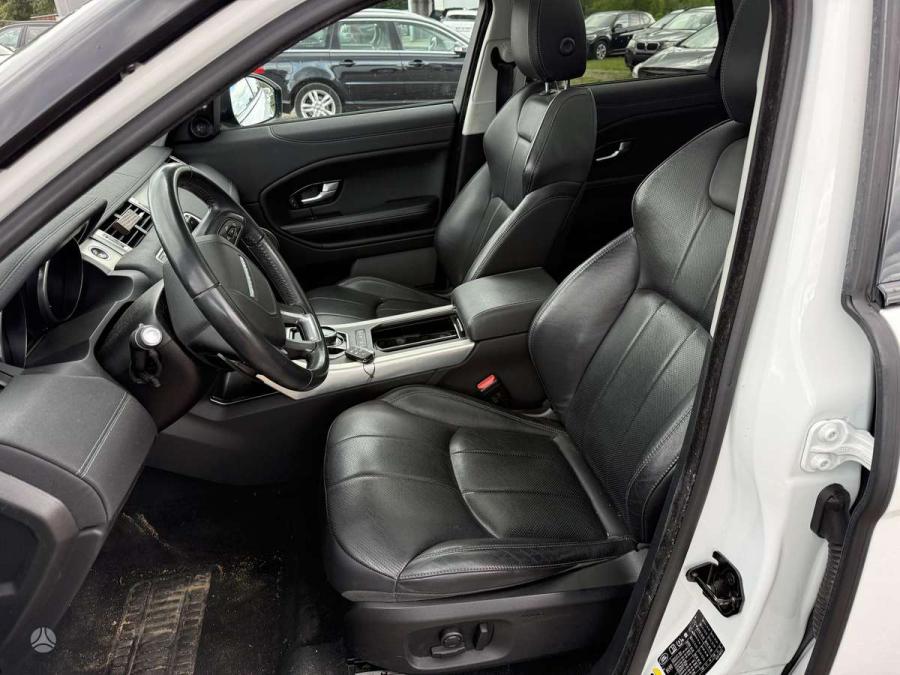 Balts Land Rover Range Rover Evoque 2017 Utena, ar dzinēja tilpumu 2.00 L un nobraukumu 134 tūkst. km par 6950 €, foto 12 vietnē AUTOMOTO.COM.LV