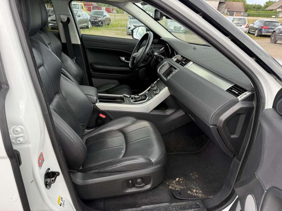 Balts Land Rover Range Rover Evoque 2017 Utena, ar dzinēja tilpumu 2.00 L un nobraukumu 134 tūkst. km par 6950 €, foto 16 vietnē AUTOMOTO.COM.LV