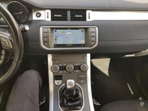 White Land Rover Range Rover Evoque 2017 in Siauliai, with an engine capacity of 2.00 L and mileage of 170 thousand km for 8900 €, photo 16 on AUTOMOTO.COM.LV