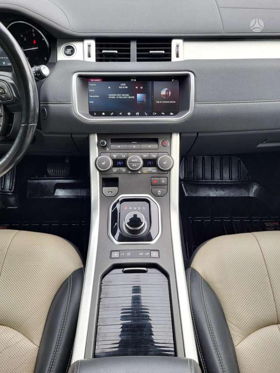 Balts Land Rover Range Rover Evoque 2017 Šauļi, ar dzinēja tilpumu 2.00 L un nobraukumu 156 tūkst. km par 10900 €, foto 32 vietnē AUTOMOTO.COM.LV