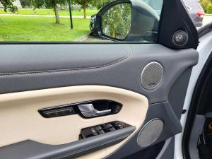 Balts Land Rover Range Rover Evoque 2017 Šauļi, ar dzinēja tilpumu 2.00 L un nobraukumu 156 tūkst. km par 10900 €, foto 35 vietnē AUTOMOTO.COM.LV