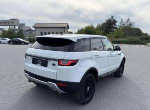 White Land Rover Range Rover Evoque 2018 in Telschi, with an engine capacity of 2.00 L and mileage of 162 thousand km for 9290 €, photo 10 on AUTOMOTO.COM.LV
