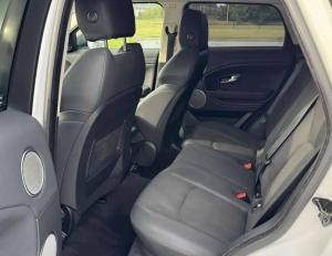 White Land Rover Range Rover Evoque 2018 in Telschi, with an engine capacity of 2.00 L and mileage of 162 thousand km for 9290 €, photo 17 on AUTOMOTO.COM.LV