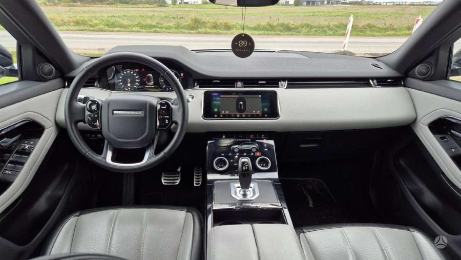 Balts Land Rover Range Rover Evoque 2019 Kauņa, ar dzinēja tilpumu 2.00 L un nobraukumu 166 tūkst. km par 24500 €, foto 9 vietnē AUTOMOTO.COM.LV