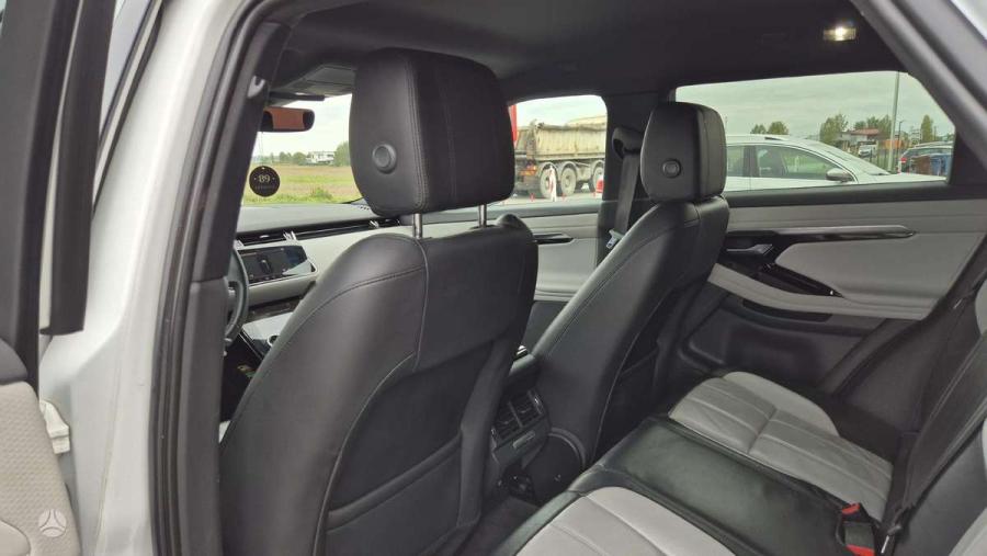 Balts Land Rover Range Rover Evoque 2019 Kauņa, ar dzinēja tilpumu 2.00 L un nobraukumu 166 tūkst. km par 24500 €, foto 12 vietnē AUTOMOTO.COM.LV