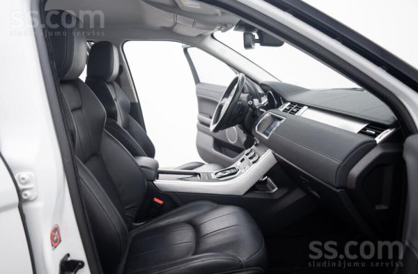 Balts Land Rover Range Rover Evoque 2019 Tallina, ar dzinēja tilpumu 2.00 L un nobraukumu 196 tūkst. km par 12999 €, foto 10 vietnē AUTOMOTO.COM.LV