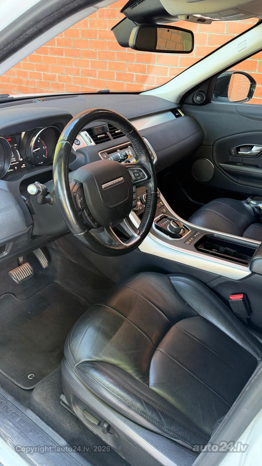 Balts Land Rover Range Rover Evoque 2019 Tallina, ar dzinēja tilpumu 2.00 L un nobraukumu 95 tūkst. km par 19999 €, foto 7 vietnē AUTOMOTO.COM.LV