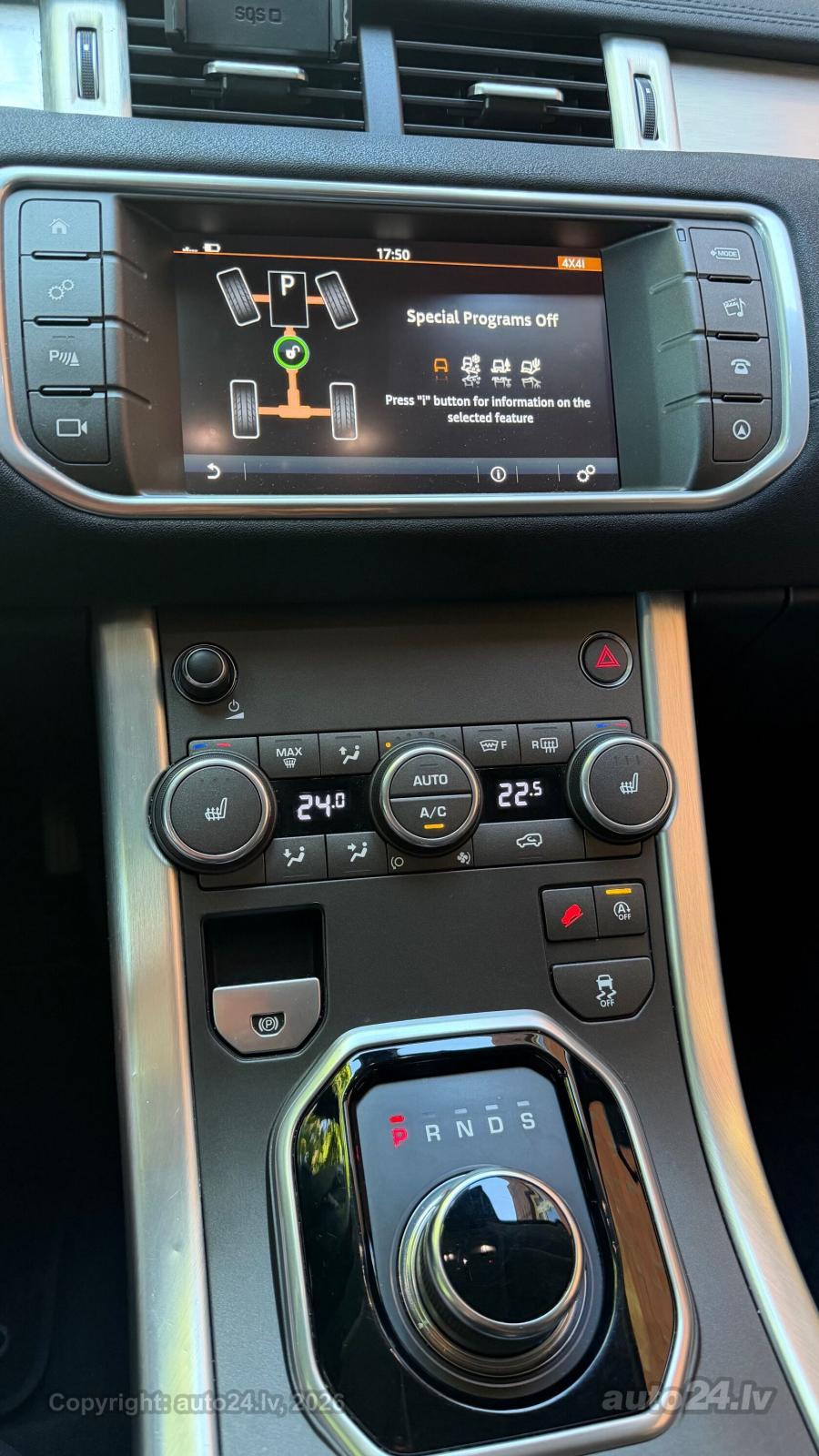 Balts Land Rover Range Rover Evoque 2019 Tallina, ar dzinēja tilpumu 2.00 L un nobraukumu 95 tūkst. km par 19999 €, foto 10 vietnē AUTOMOTO.COM.LV