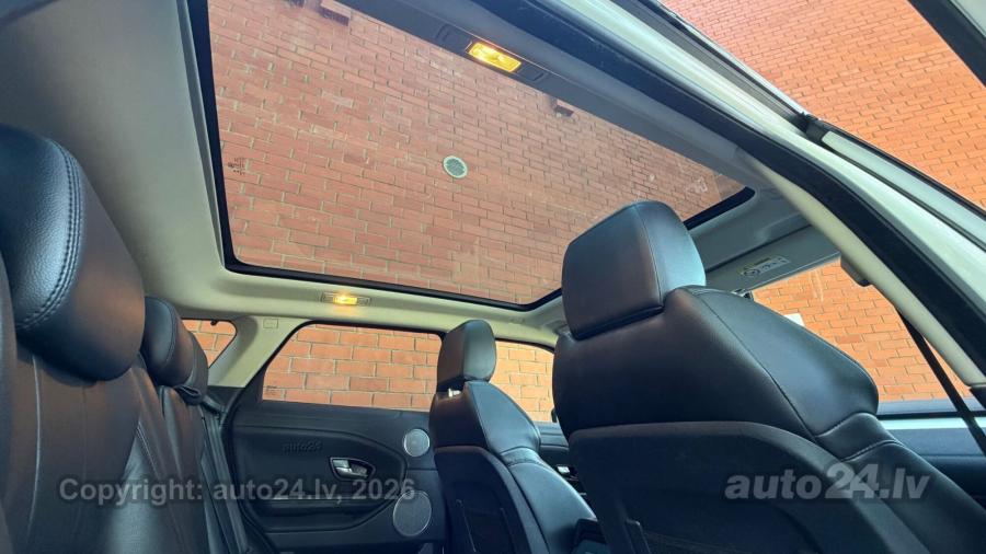 Balts Land Rover Range Rover Evoque 2019 Tallina, ar dzinēja tilpumu 2.00 L un nobraukumu 95 tūkst. km par 19999 €, foto 20 vietnē AUTOMOTO.COM.LV