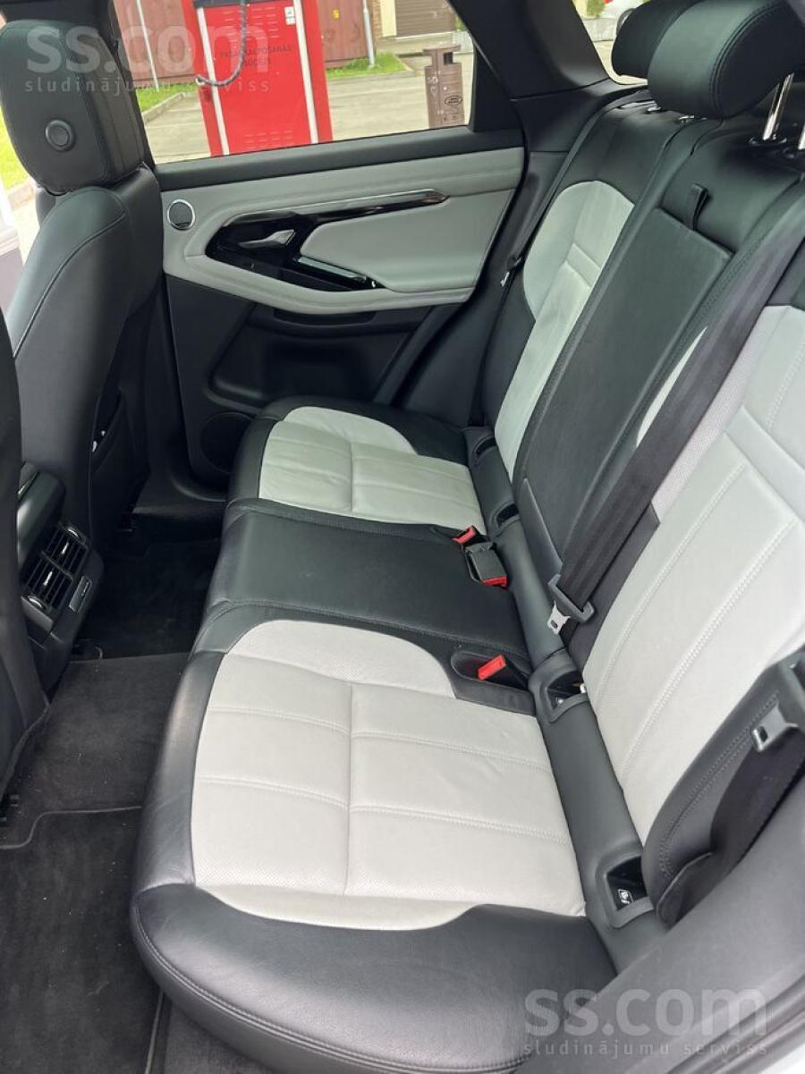 Balts Land Rover Range Rover Evoque 2019 Rīga, ar dzinēja tilpumu 2.00 L un nobraukumu 73 tūkst. km par 26000 €, foto 9 vietnē AUTOMOTO.COM.LV