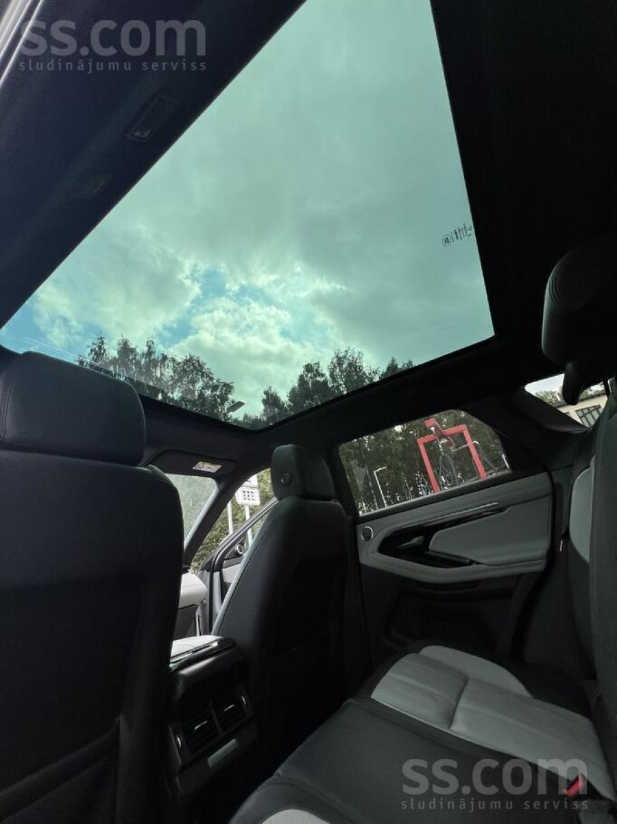 Balts Land Rover Range Rover Evoque 2019 Rīga, ar dzinēja tilpumu 2.00 L un nobraukumu 73 tūkst. km par 26000 €, foto 10 vietnē AUTOMOTO.COM.LV