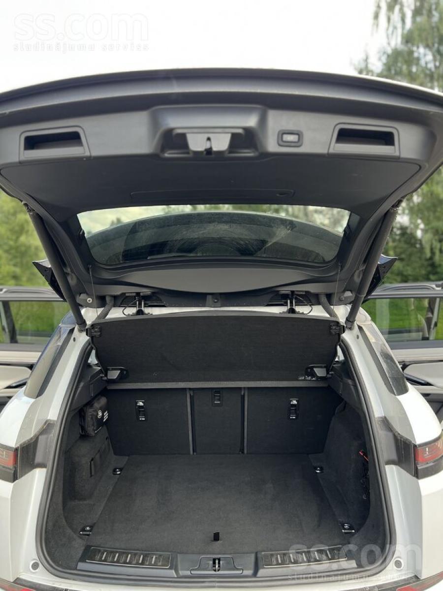 Balts Land Rover Range Rover Evoque 2019 Rīga, ar dzinēja tilpumu 2.00 L un nobraukumu 73 tūkst. km par 26000 €, foto 11 vietnē AUTOMOTO.COM.LV