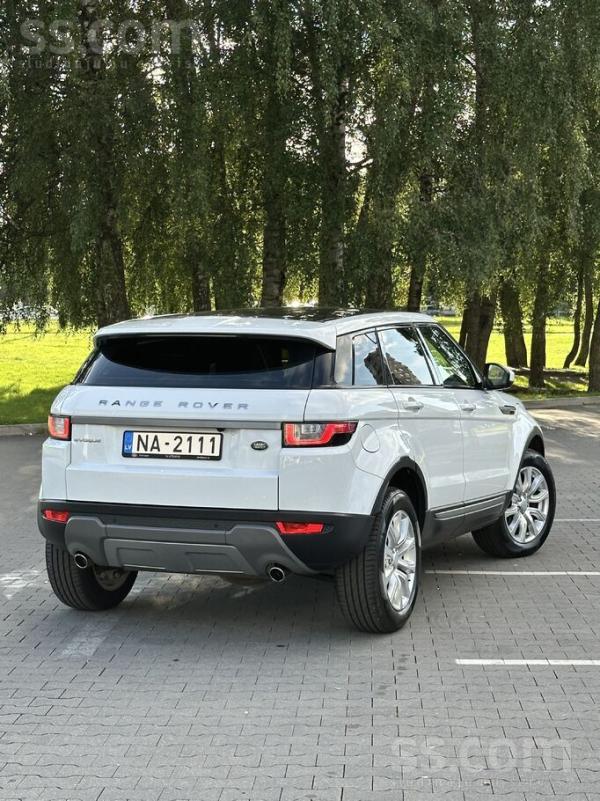 Balts Land Rover Range Rover Evoque 2019 Rīga, ar dzinēja tilpumu 2.00 L un nobraukumu 89 tūkst. km par 15300 €, foto 2 vietnē AUTOMOTO.COM.LV