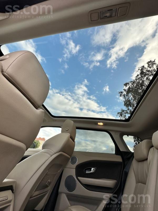Balts Land Rover Range Rover Evoque 2019 Rīga, ar dzinēja tilpumu 2.00 L un nobraukumu 89 tūkst. km par 15300 €, foto 5 vietnē AUTOMOTO.COM.LV