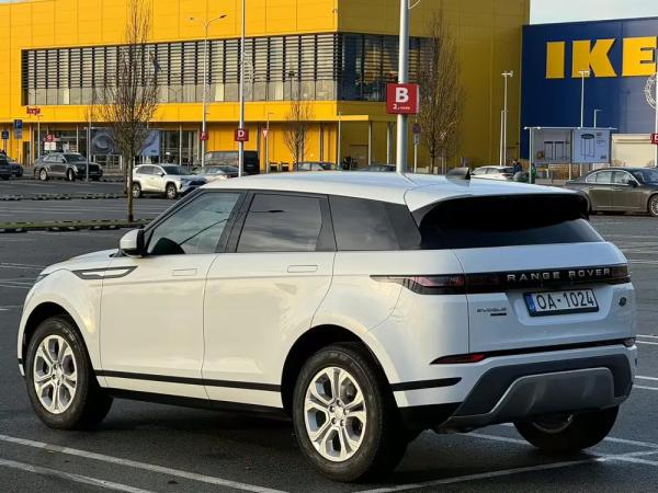 Balts Land Rover Range Rover Evoque 2020 Rīga, ar dzinēja tilpumu 2.00 L un nobraukumu 65 tūkst. km par 27300 €, foto 4 vietnē AUTOMOTO.COM.LV