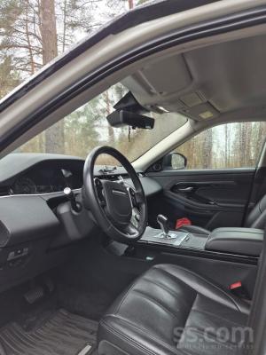 Balts Land Rover Range Rover Evoque 2020 Rīga, ar dzinēja tilpumu 2.00 L un nobraukumu 80 tūkst. km par 22000 €, foto 5 vietnē AUTOMOTO.COM.LV