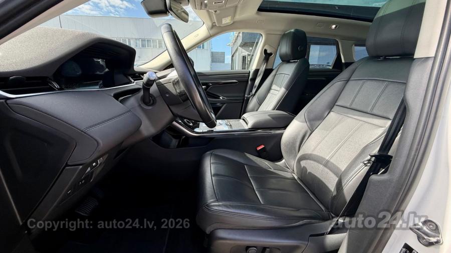 White Land Rover Range Rover Evoque 2020 in Tallinn, with an engine capacity of 2.00 L and mileage of 30 thousand km for 30900 €, photo 21 on AUTOMOTO.COM.LV