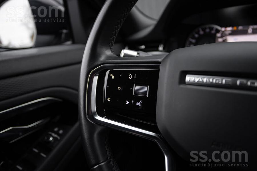 Balts Land Rover Range Rover Evoque 2021 Jelgava, ar dzinēja tilpumu 1.50 L un nobraukumu 0 tūkst. km par 21500 €, foto 27 vietnē AUTOMOTO.COM.LV