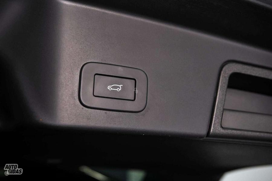 Balts Land Rover Range Rover Evoque 2023 Marijampole, ar dzinēja tilpumu 2.00 L un nobraukumu 42 tūkst. km par 34950 €, foto 17 vietnē AUTOMOTO.COM.LV