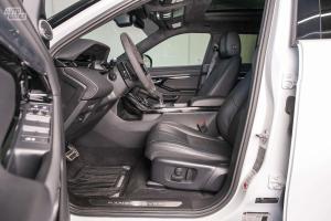 Balts Land Rover Range Rover Evoque 2023 Marijampole, ar dzinēja tilpumu 2.00 L un nobraukumu 42 tūkst. km par 34950 €, foto 25 vietnē AUTOMOTO.COM.LV