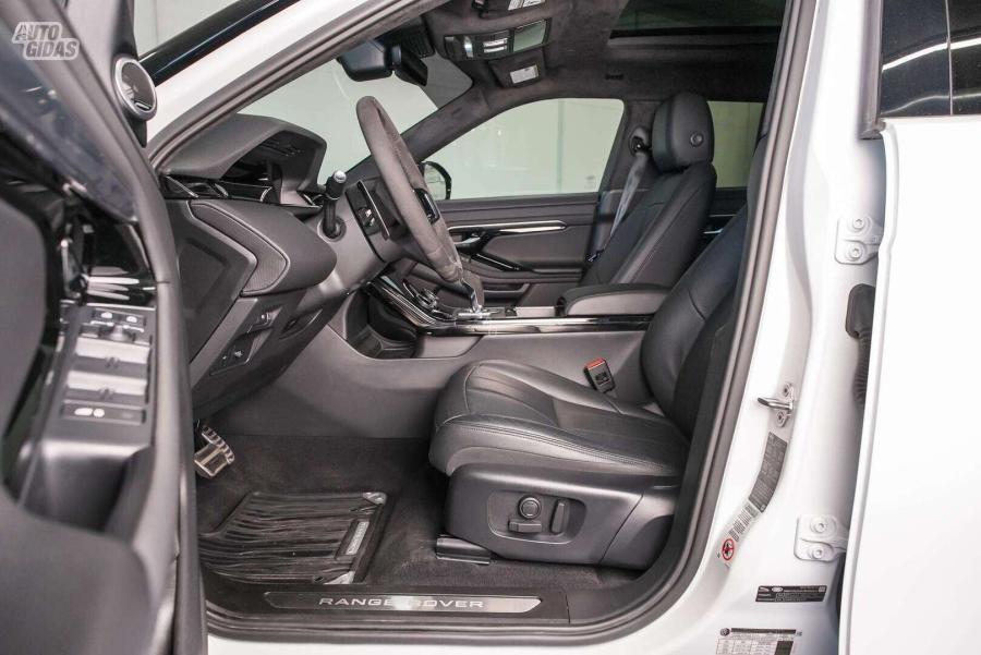 Balts Land Rover Range Rover Evoque 2023 Marijampole, ar dzinēja tilpumu 2.00 L un nobraukumu 42 tūkst. km par 34950 €, foto 25 vietnē AUTOMOTO.COM.LV