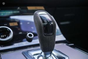 Balts Land Rover Range Rover Evoque 2023 Kauņa, ar dzinēja tilpumu 2.00 L un nobraukumu 42 tūkst. km par 30950 €, foto 21 vietnē AUTOMOTO.COM.LV