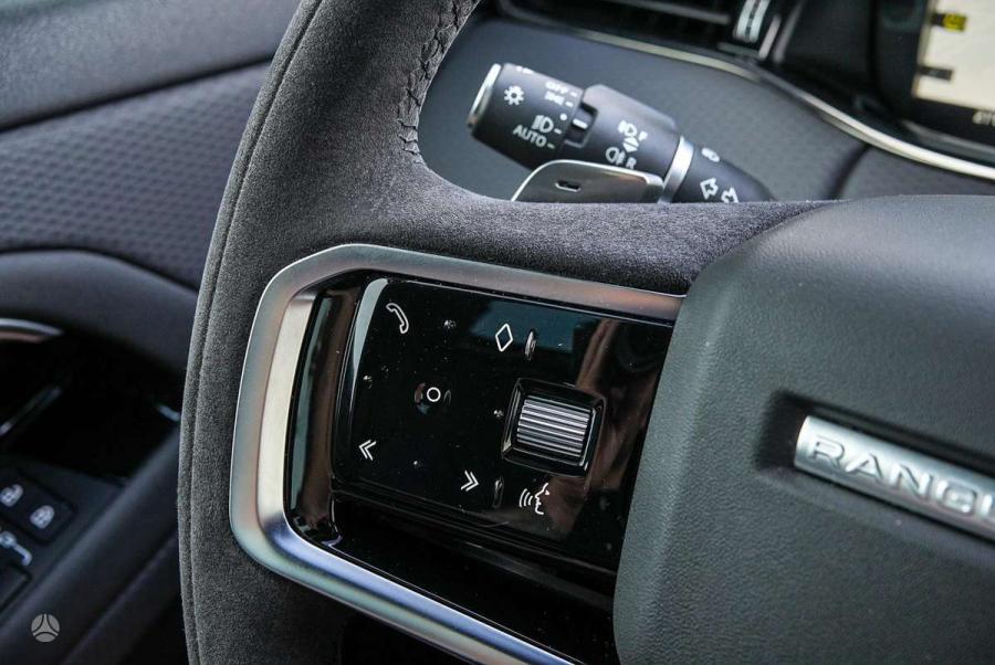 Balts Land Rover Range Rover Evoque 2023 Kauņa, ar dzinēja tilpumu 2.00 L un nobraukumu 42 tūkst. km par 30950 €, foto 22 vietnē AUTOMOTO.COM.LV