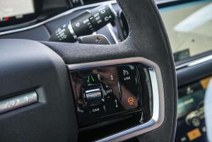 Balts Land Rover Range Rover Evoque 2023 Kauņa, ar dzinēja tilpumu 2.00 L un nobraukumu 42 tūkst. km par 30950 €, foto 23 vietnē AUTOMOTO.COM.LV