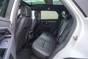 Balts Land Rover Range Rover Evoque 2023 Kauņa, ar dzinēja tilpumu 2.00 L un nobraukumu 42 tūkst. km par 30950 €, foto 32 vietnē AUTOMOTO.COM.LV