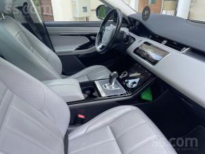 White Land Rover Range Rover Evoque 2019 in Riga, with an engine capacity of 2.00 L and mileage of 126 thousand km for 24990 €, photo 5 on AUTOMOTO.COM.LV
