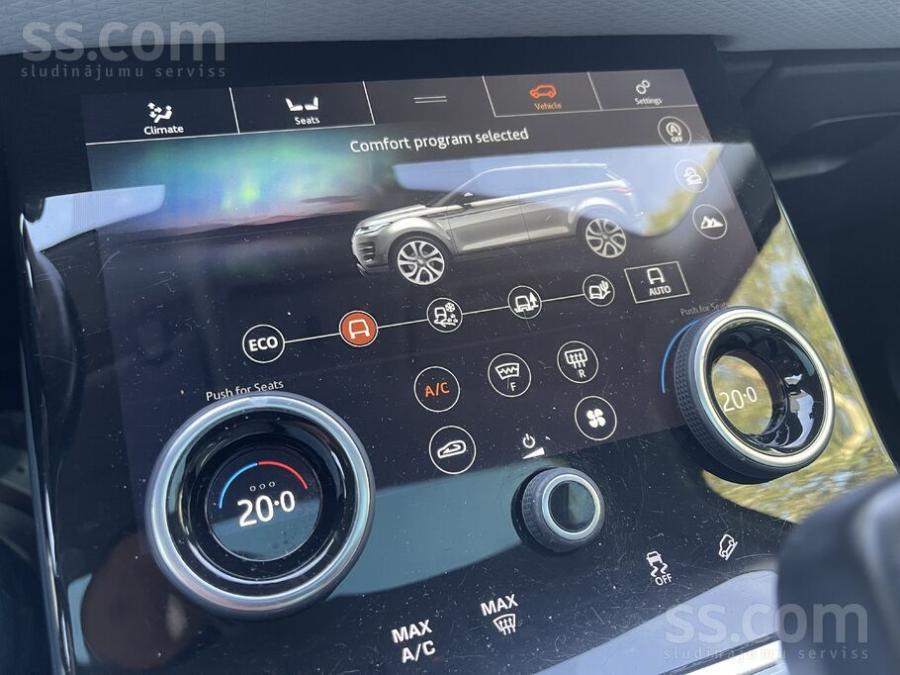 White Land Rover Range Rover Evoque 2019 in Riga, with an engine capacity of 2.00 L and mileage of 126 thousand km for 24990 €, photo 16 on AUTOMOTO.COM.LV