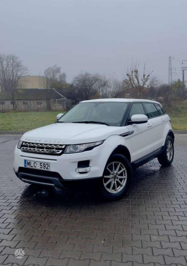 White Land Rover Range Rover Evoque 2013 in Vilnius, with an engine capacity of 2.20 L and mileage of 99 thousand km for 5000 €, photo 1 on AUTOMOTO.COM.LV