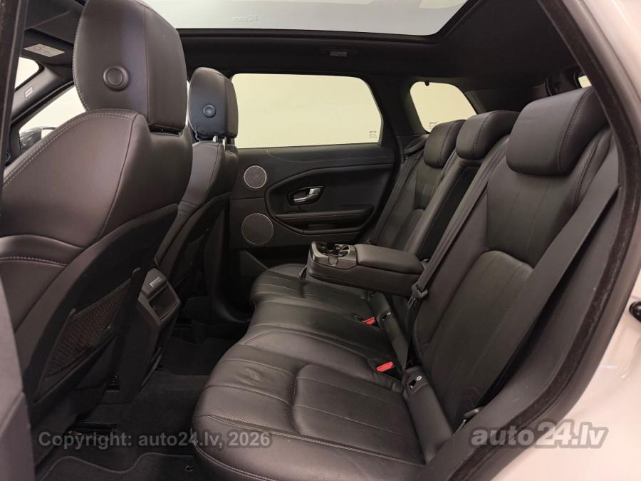 Balts Land Rover Range Rover Evoque 2016 Pērnava, ar dzinēja tilpumu 2.00 L un nobraukumu 187 tūkst. km par 15990 €, foto 14 vietnē AUTOMOTO.COM.LV