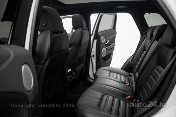 White Land Rover Range Rover Evoque 2016 in Tallinn, with an engine capacity of 2.00 L and mileage of 188 thousand km for 13999 €, photo 8 on AUTOMOTO.COM.LV
