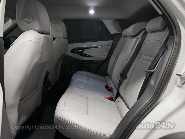 White Land Rover Range Rover Evoque 2019 in Tallinn, with an engine capacity of 2.00 L and mileage of 95 thousand km for 27600 €, photo 8 on AUTOMOTO.COM.LV