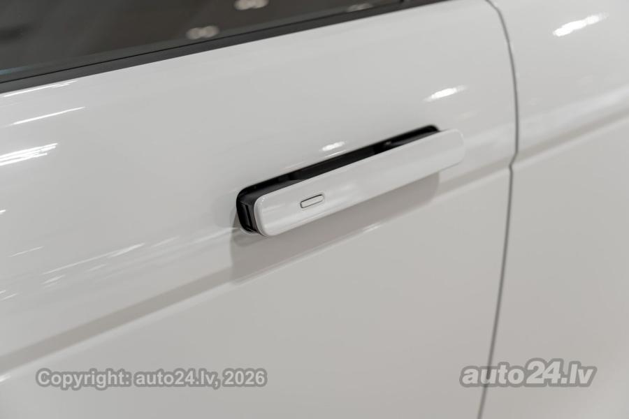 Balts Land Rover Range Rover Evoque 2024 Tallina, ar dzinēja tilpumu 2.00 L un nobraukumu 44 tūkst. km par 42500 €, foto 28 vietnē AUTOMOTO.COM.LV