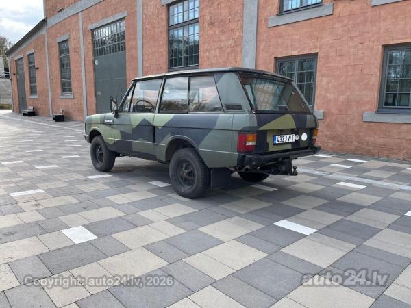 Zaļš Land Rover Range Rover 1983 Tallina, ar dzinēja tilpumu 3.50 L un nobraukumu 75 tūkst. km par 7700 €, foto 4 vietnē AUTOMOTO.COM.LV