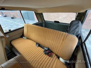 Zaļš Land Rover Range Rover 1983 Tallina, ar dzinēja tilpumu 3.50 L un nobraukumu 75 tūkst. km par 7700 €, foto 16 vietnē AUTOMOTO.COM.LV