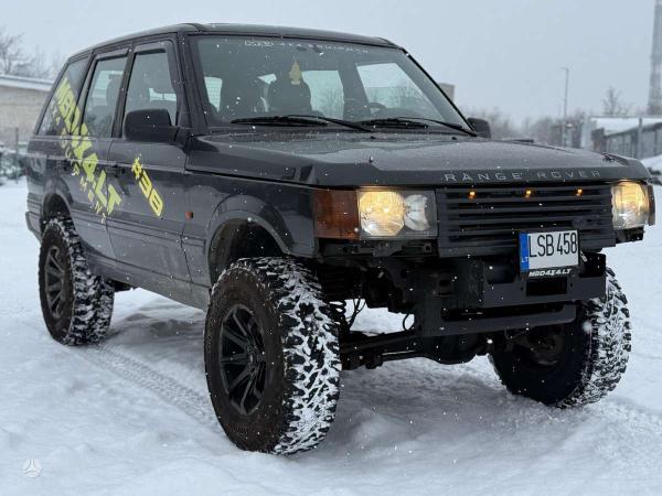 Green Land Rover Range Rover 1997 in Siauliai, with an engine capacity of 2.50 L and mileage of 377 thousand km for 3350 €, photo 3 on AUTOMOTO.COM.LV