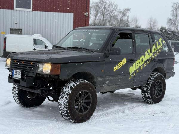 Green Land Rover Range Rover 1997 in Siauliai, with an engine capacity of 2.50 L and mileage of 377 thousand km for 3350 €, photo 7 on AUTOMOTO.COM.LV