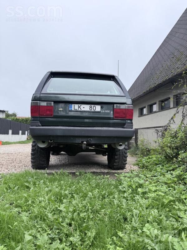Zaļš Land Rover Range Rover 1999 Rīga, ar dzinēja tilpumu 4.60 L un nobraukumu 248 tūkst. km par 6500 €, foto 5 vietnē AUTOMOTO.COM.LV