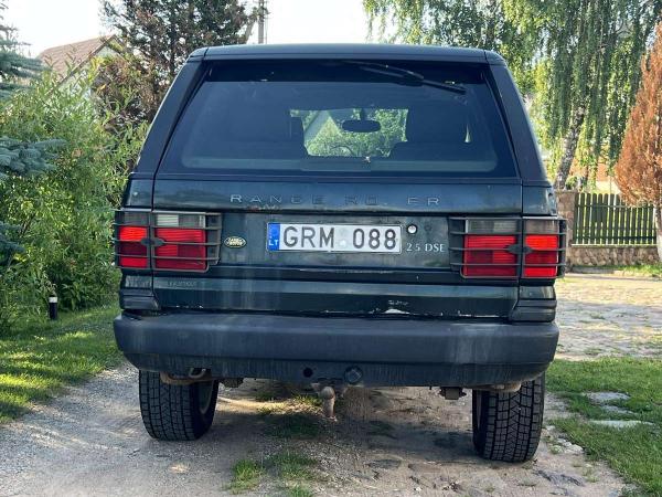 Green Land Rover Range Rover 2000 in Vilnius, with an engine capacity of 2.50 L and mileage of 420 thousand km for 3500 €, photo 2 on AUTOMOTO.COM.LV