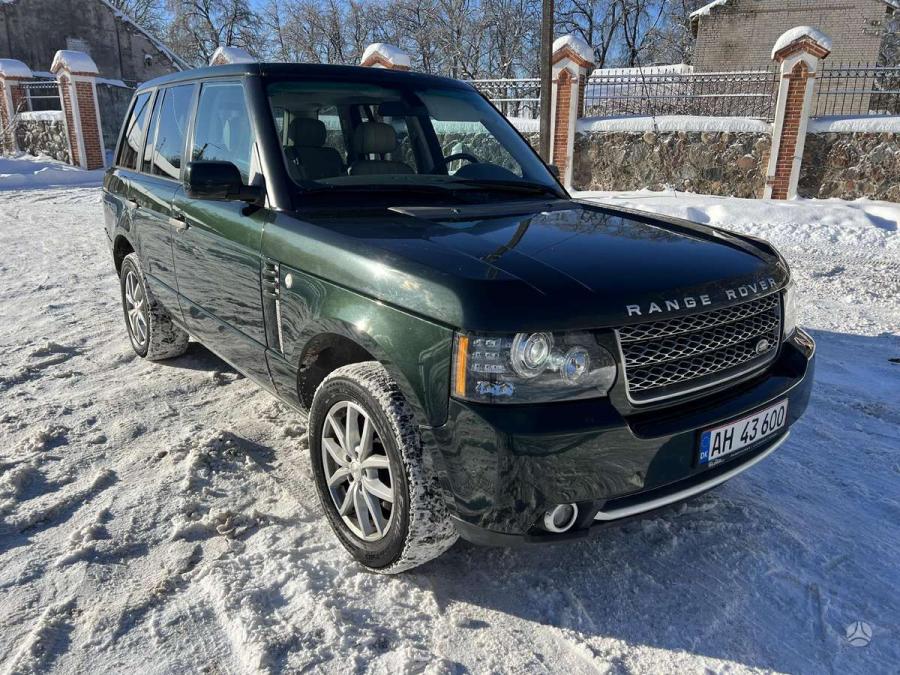 Green Land Rover Range Rover 2004 in Vilnius, with an engine capacity of 2.93 L and mileage of 250 thousand km for 6450 €, photo 4 on AUTOMOTO.COM.LV