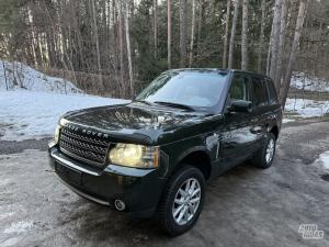 Zaļš Land Rover Range Rover 2004 Viļņa, ar dzinēja tilpumu 2.90 L un nobraukumu 251 tūkst. km par 6400 €, foto  vietnē AUTOMOTO.COM.LV