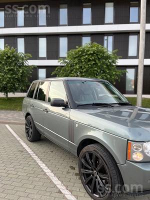 Zaļš Land Rover Range Rover 2006 Ventspils, ar dzinēja tilpumu 4.40 L un nobraukumu 371 tūkst. km par 5000 €, foto 4 vietnē AUTOMOTO.COM.LV