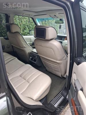 Zaļš Land Rover Range Rover 2006 Madona, ar dzinēja tilpumu 3.00 L un nobraukumu 433 tūkst. km par 2400 €, foto 6 vietnē AUTOMOTO.COM.LV