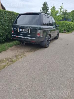 Zaļš Land Rover Range Rover 2006 Madona, ar dzinēja tilpumu 3.00 L un nobraukumu 433 tūkst. km par 2400 €, foto 8 vietnē AUTOMOTO.COM.LV