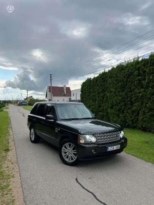 Zaļš Land Rover Range Rover 2006 Viļņa, ar dzinēja tilpumu 2.93 L un nobraukumu 390 tūkst. km par 5500 €, foto 3 vietnē AUTOMOTO.COM.LV