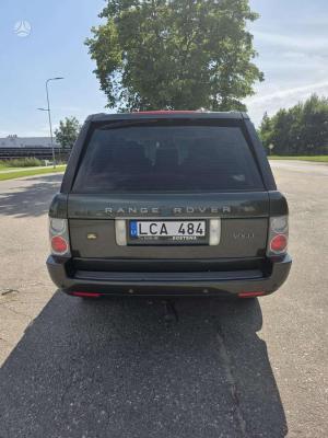 Zaļš Land Rover Range Rover 2006 Viļņa, ar dzinēja tilpumu 2.93 L un nobraukumu 390 tūkst. km par 5500 €, foto 6 vietnē AUTOMOTO.COM.LV